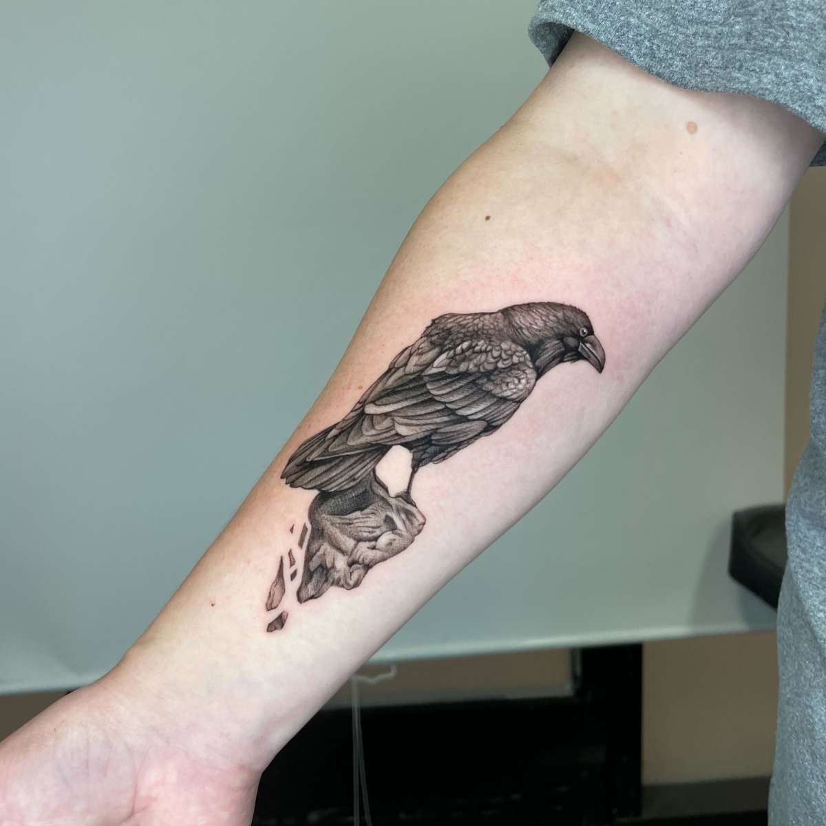 Fine Line Tattoos - Mantle Tattoo DTLA